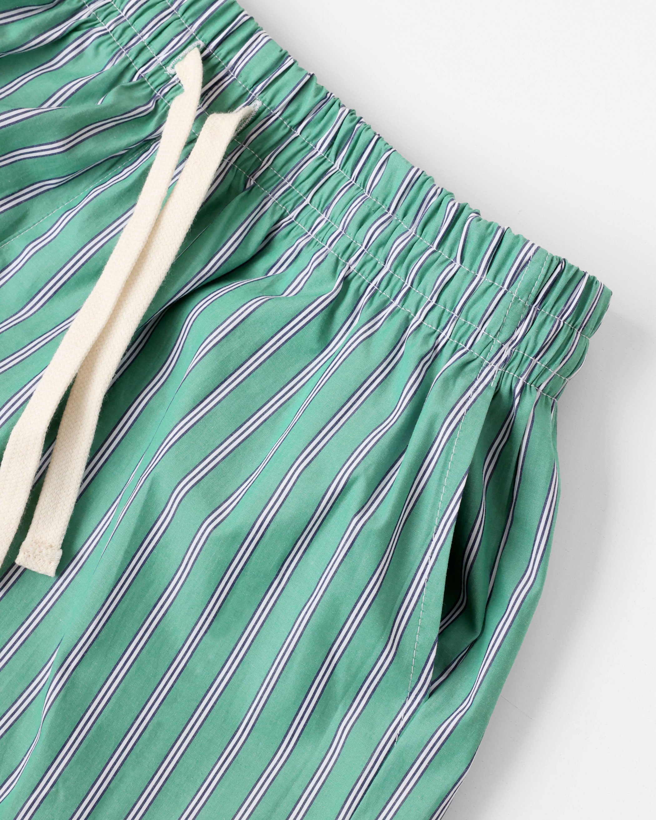 Shorts – Province of Canada